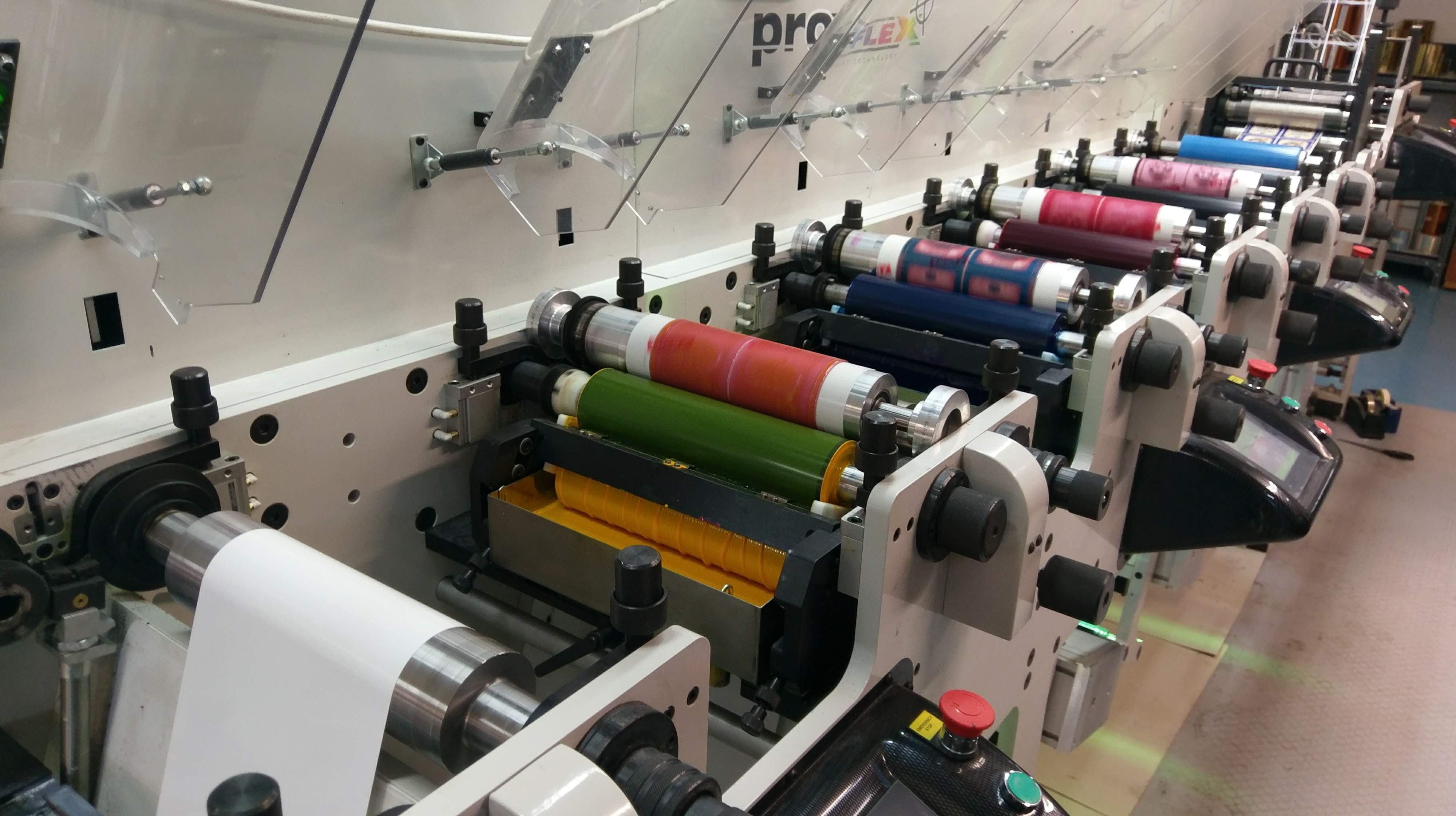 Label System – Αυτοκόλλητες Ετικέτες